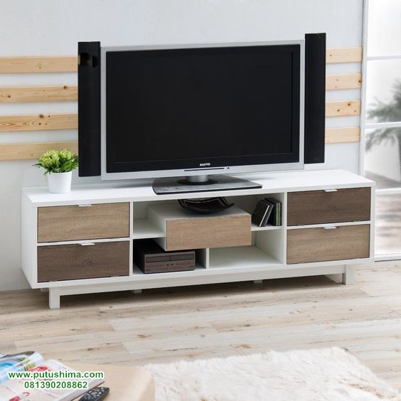 Meja TV Minimalis Klasik | Putushima Furniture Jepara